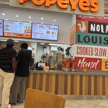 PADDOCK MALL - Updated December 2025 - 136 Photos & 41 Reviews - 3100 ...