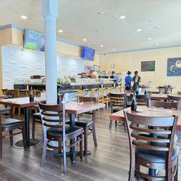 CRYSTAL FISH - Updated January 2026 - 1303 Photos & 1480 Reviews - 514 ...