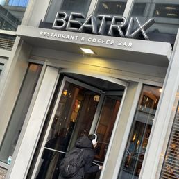BEATRIX - STREETERVILLE - Updated July 2025 - 1712 Photos & 1423 ...