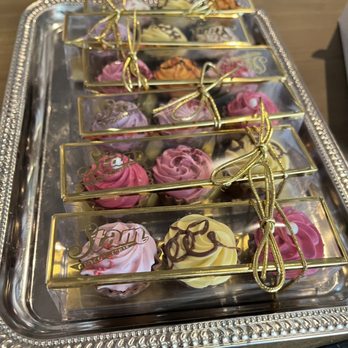 CHOCOLATERIE STAM - LAFAYETTE - Updated August 2025 - 107 Photos & 90 ...