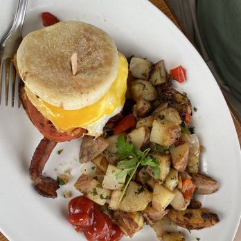 WAVE STREET CAFÉ - Updated December 2024 - 1336 Photos & 1102 Reviews ...