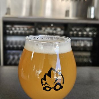 BEER LAB HI - Updated September 2025 - 120 Photos & 36 Reviews - 1318 S ...