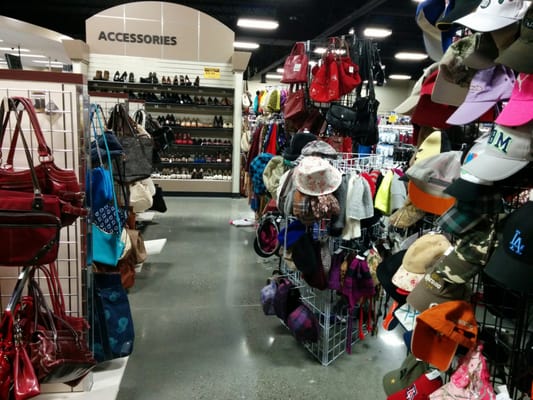 GOODWILL - Updated November 2025 - 21 Photos & 38 Reviews - 5401 6th ...