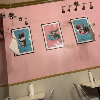 DULCE MAMI CAFÉ RIVERSIDE - Updated December 2025 - 115 Photos & 52 ...