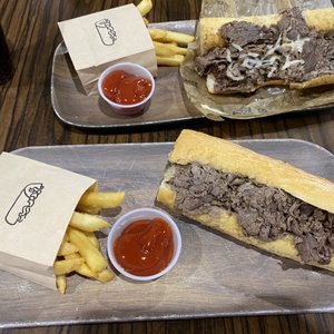 TREE GUYS PIZZA PUB - 166 Photos & 190 Reviews - 101 E Irving Park Rd ...