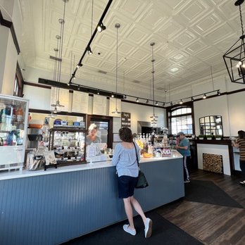 THE COFFEE VAULT - Updated July 2025 - 126 Photos & 90 Reviews - 9 W ...