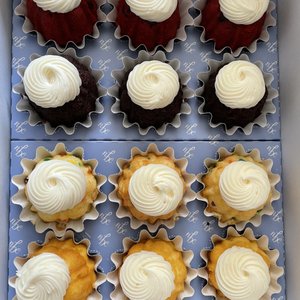 NOTHING BUNDT CAKES - 185 Photos & 144 Reviews - 221 Lake Merced Blvd ...