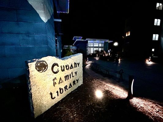 CUDAHY FAMILY LIBRARY - Updated December 2025 - 96 Photos - 3500 ...