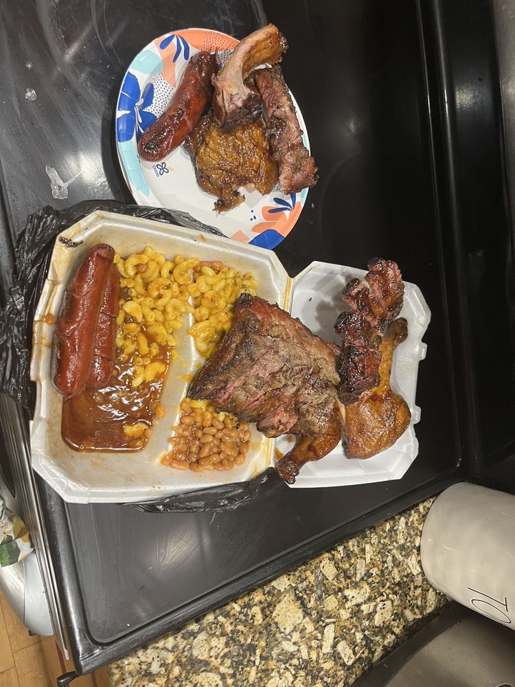 DRIVE THRU BBQ SOUL FOOD CATERING & EVENTS - 10 Photos - 1334 ...