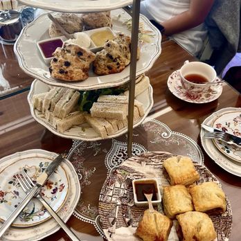 SIP TEA ROOM - Updated December 2024 - 495 Photos & 250 Reviews - 721 ...