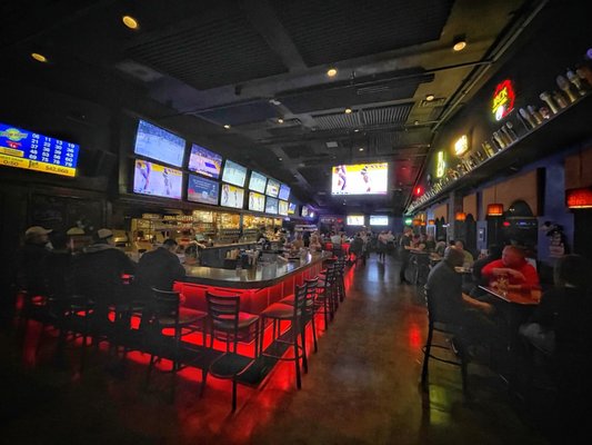 UPTOWN GRILLE - Updated December 2025 - 693 Photos & 919 Reviews - 3100 ...