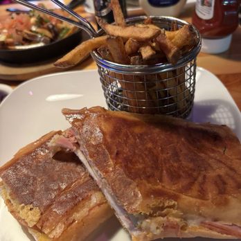 THE FAT RABBIT - Updated October 2025 - 67 Photos & 42 Reviews - 1359 ...