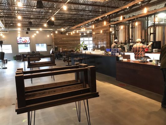 LUCE LINE BREWING - 39 Photos & 33 Reviews - 12901 16th Ave N, Plymouth ...