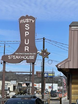 RUSTY SPUR DINER - Updated August 2025 - 53 Photos & 44 Reviews - 601 N ...