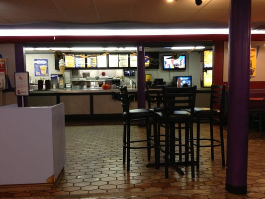 ZIPS - Updated September 2025 - 31 Reviews - 1604 W Francis, Spokane ...