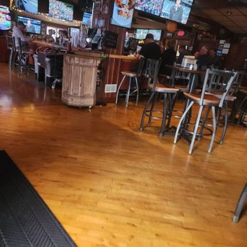 COUNTRYSIDE SALOON - Updated December 2025 - 319 Photos & 277 Reviews ...