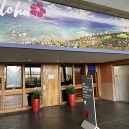 DELTA SKY CLUB - Updated December 2025 - 530 Photos & 144 Reviews - 300 ...