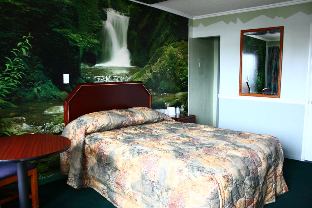 ROYAL KNIGHT MOTEL - Updated October 2025 - 13 Photos & 16 Reviews ...