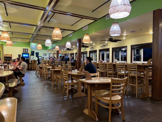 COCONUT’S FISH CAFE - KAMAOLE - Updated December 2024 - 972 Photos ...