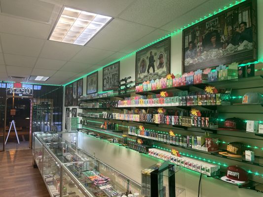 9 VAPE AND SMOKE SHOP - Updated May 2026 - 20 Photos - 635 E Indian ...
