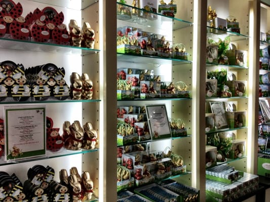 LINDT CHOCOLATE SHOP - Updated January 2026 - 16 Photos - 1557 The ...
