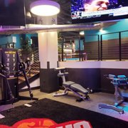 CRUNCH FITNESS - MIDTOWN EAST - 20 Photos - Trainers - 511 Lexington ...