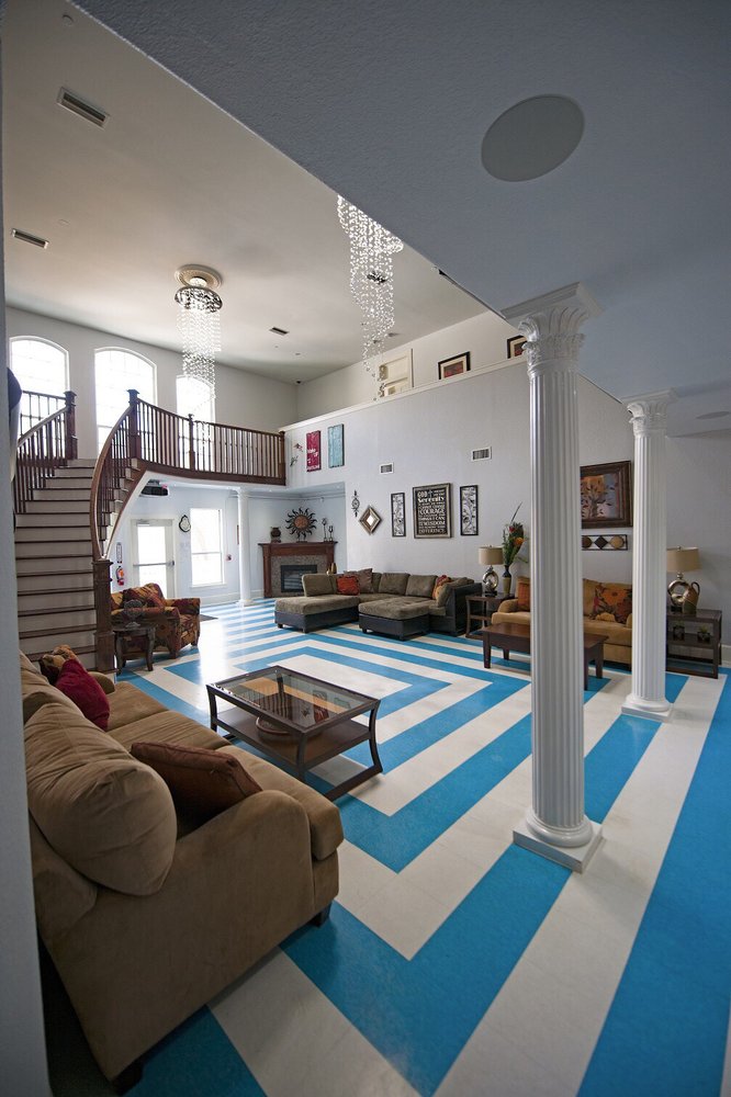 SERENITY LIGHT RECOVERY - Updated May 2026 - 23 Photos - 1820 E County ...