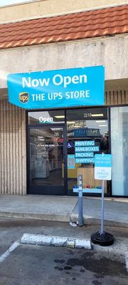THE UPS STORE - Updated December 2025 - 27 Photos & 21 Reviews - 2210 W ...