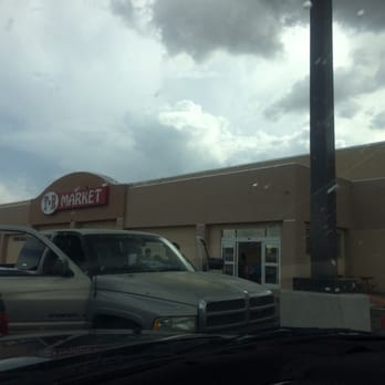 T&R MARKET - Updated January 2026 - 45 Photos - 667 N Hwy 491, Gallup ...