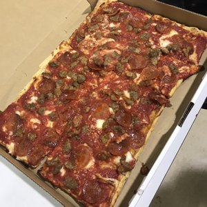 KATE & AL’S PIZZA - 48 Photos & 81 Reviews - 2919 Rte 206, Columbus ...