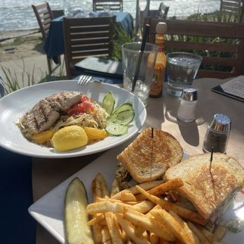 BOATHOUSE AT HENDRY’S BEACH - Updated March 2025 - 4846 Photos & 3537 ...
