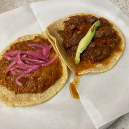 GUISADOS - 2806 Photos & 2667 Reviews - 2100 East Cesar E Chavez Ave ...