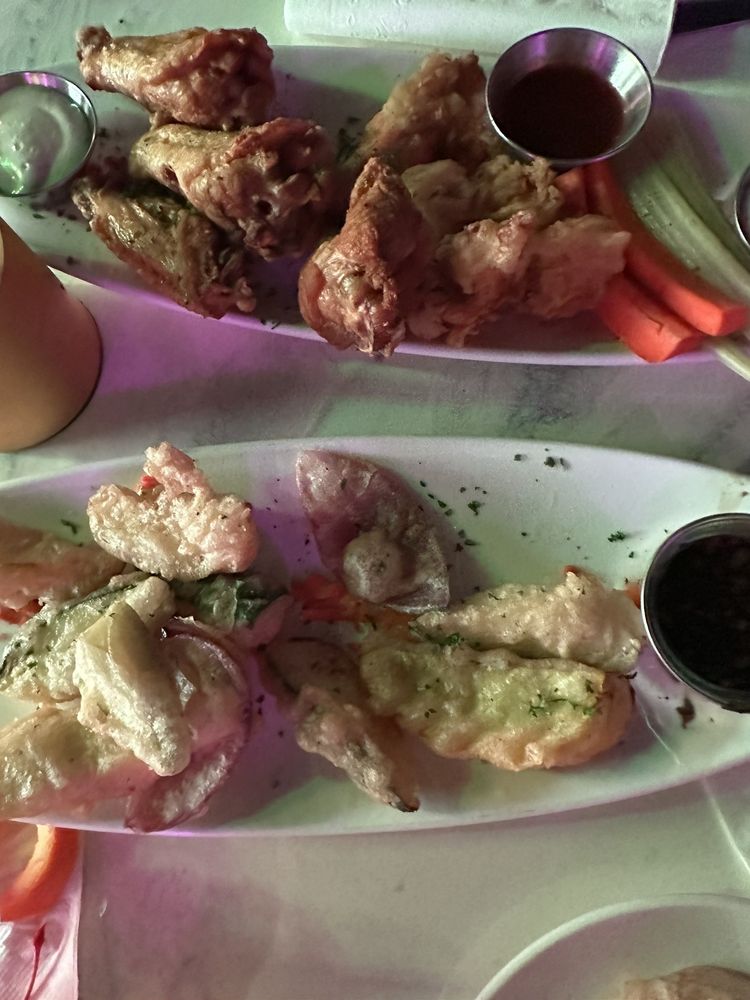 MONARCH BAR AND LOUNGE - Updated July 2024 - 27 Photos & 13 Reviews ...