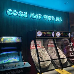 STANDARD REC - Updated January 2026 - 201 Photos & 99 Reviews - 49 E ...