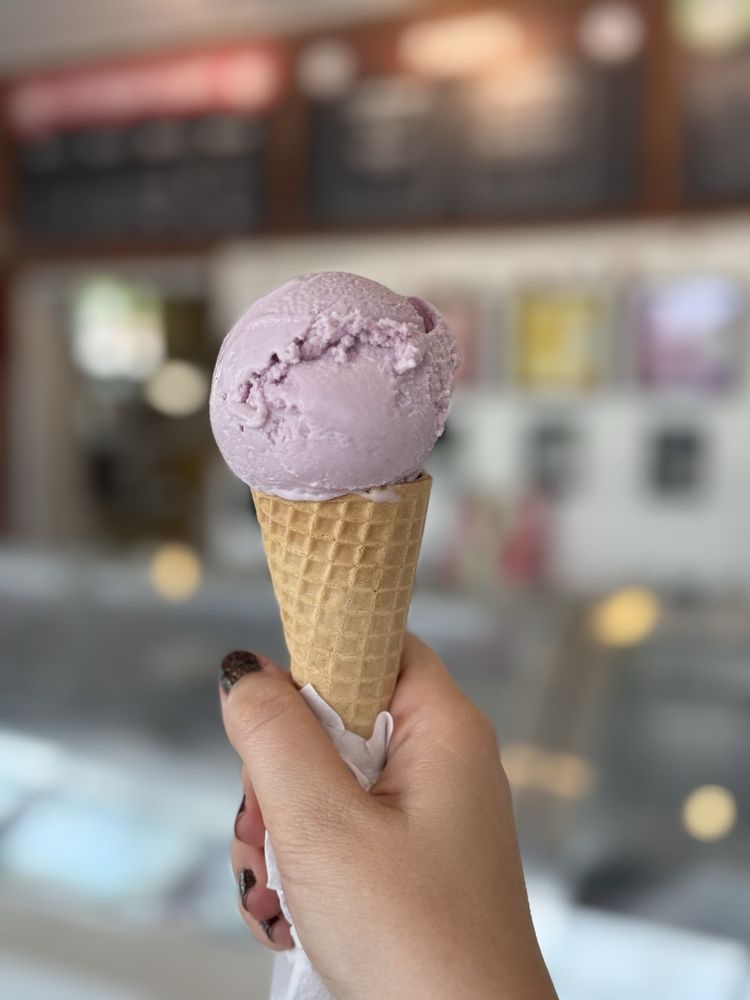 TRIPLE SCOOP’D ICE CREAM SHOP - Updated December 2025 - 80 Photos & 59 ...