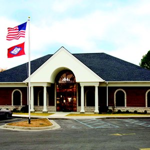 FIRST SECURITY BANK - Updated December 2025 - 105 E 9th St, Mountain ...