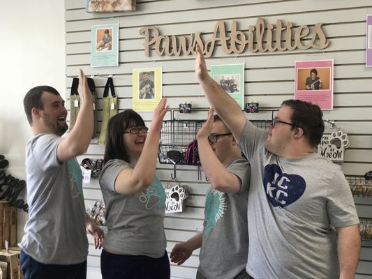 PAWSABILITIES - Updated September 2025 - 10 Photos - 2073 E Santa Fe St, Olathe, Kansas - Pet ...