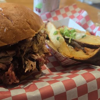 SMOKIN OAK BBQ - Updated May 2025 - 22 Photos & 11 Reviews - 5040 Hwy 140, Mariposa, California ...