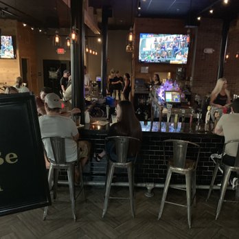 BRUNZIES - Updated June 2024 - 28 Photos & 68 Reviews - 470 ...