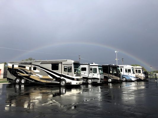 MIDWAY RV CENTER - Updated October 2025 - 52 Photos & 17 Reviews - 5590 ...