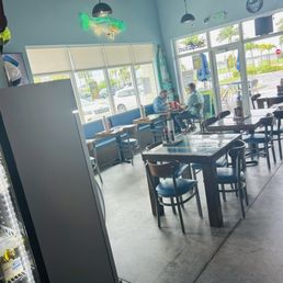 ISLAND PIG AND FISH - BBQ AND FRESH SEAFOOD - Updated March 2025 - 141 ...