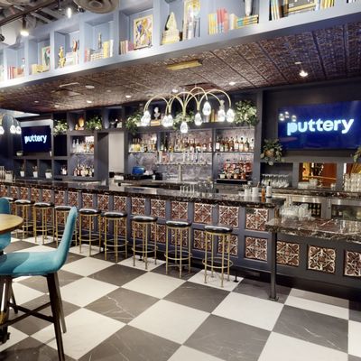 PUTTERY - Updated August 2024 - 537 Photos & 317 Reviews - 1818 ...