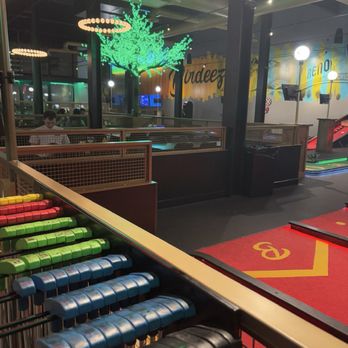 BIRDEEZ - Updated August 2025 - 254 Photos & 81 Reviews - 151 N Sierra ...