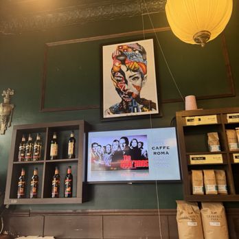 CAFFE ROMA - Updated December 2025 - 421 Photos & 376 Reviews - 385 ...