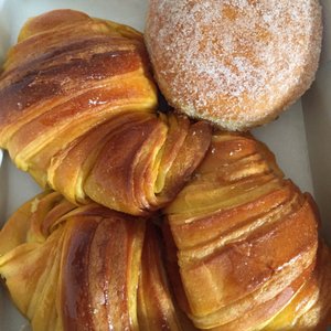 PADARIA RIBEIRO - 58 Photos & 20 Reviews - Bakeries - Praça Guilherme ...