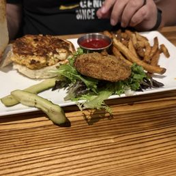 BREAKNECK TAVERN - Updated January 2026 - 362 Photos & 414 Reviews ...
