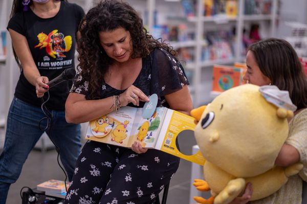 MIJA BOOKS - Updated November 2025 - 45 Photos - 500 Lakewood Center ...