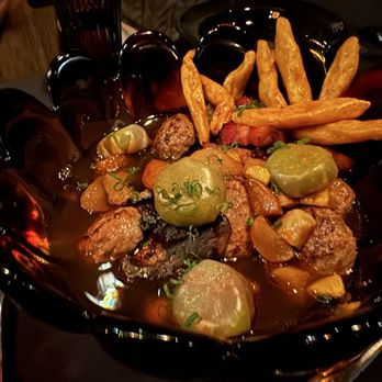 MAINLANDER - TEMP. CLOSED - Updated April 2025 - 174 Photos & 59 ...