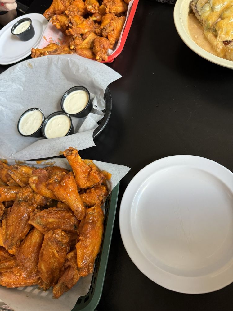 THE SENATE BAR & GRILL - Updated November 2025 - 109 Photos & 64 ...