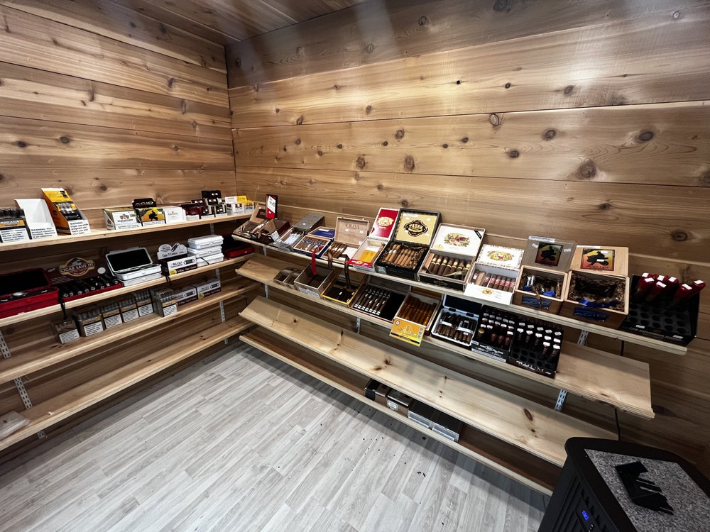 VIP SMOKE SHOP - MASON - Updated January 2026 - 16 Photos - 8584 East ...